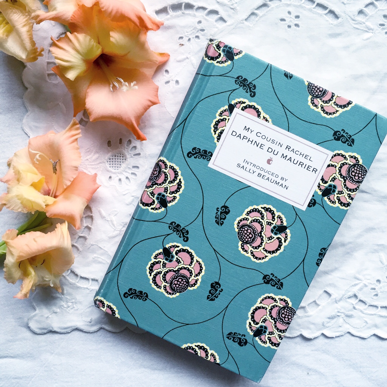 My Cousin Rachel by Daphne du Maurier for the #1951BookClub | Bag Full ...